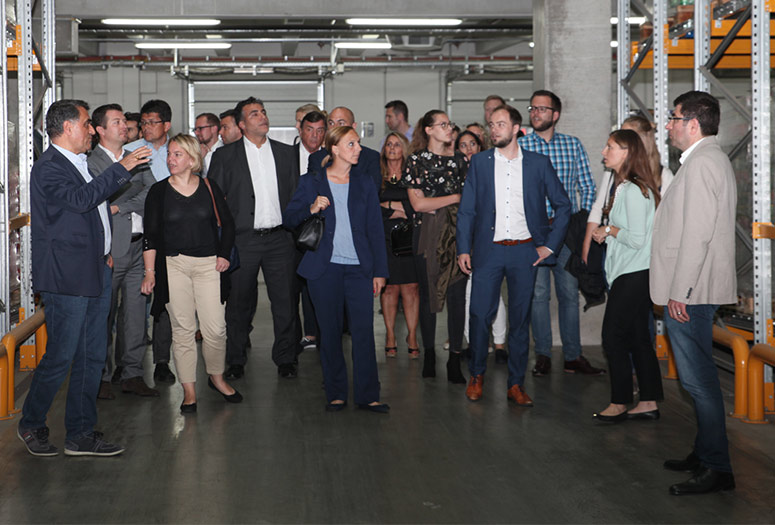 Unternehmensführung bei der Suntat Gruppe - Wirtschaftsjunioren